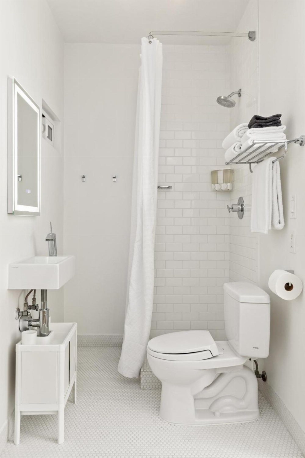 The Varden - A Boutique Micro Hotel - #11, Hotel in Long Beach